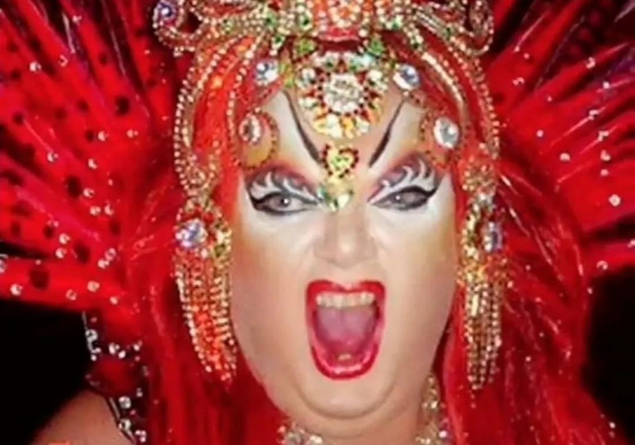 Morre a drag queen Kaká Di Polly, ícone da noite LGBTQIA+ de São Paulo