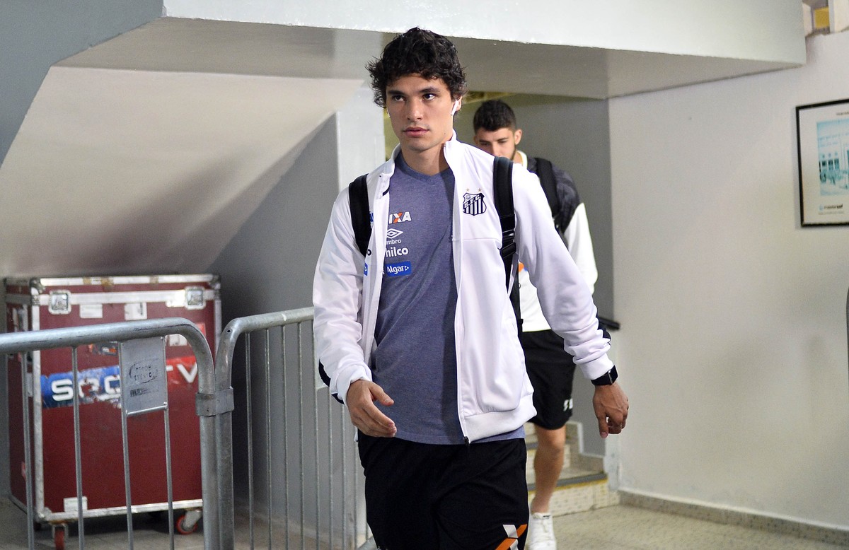 Entenda por que a contratação de Dodô pelo Santos está cada vez mais ...