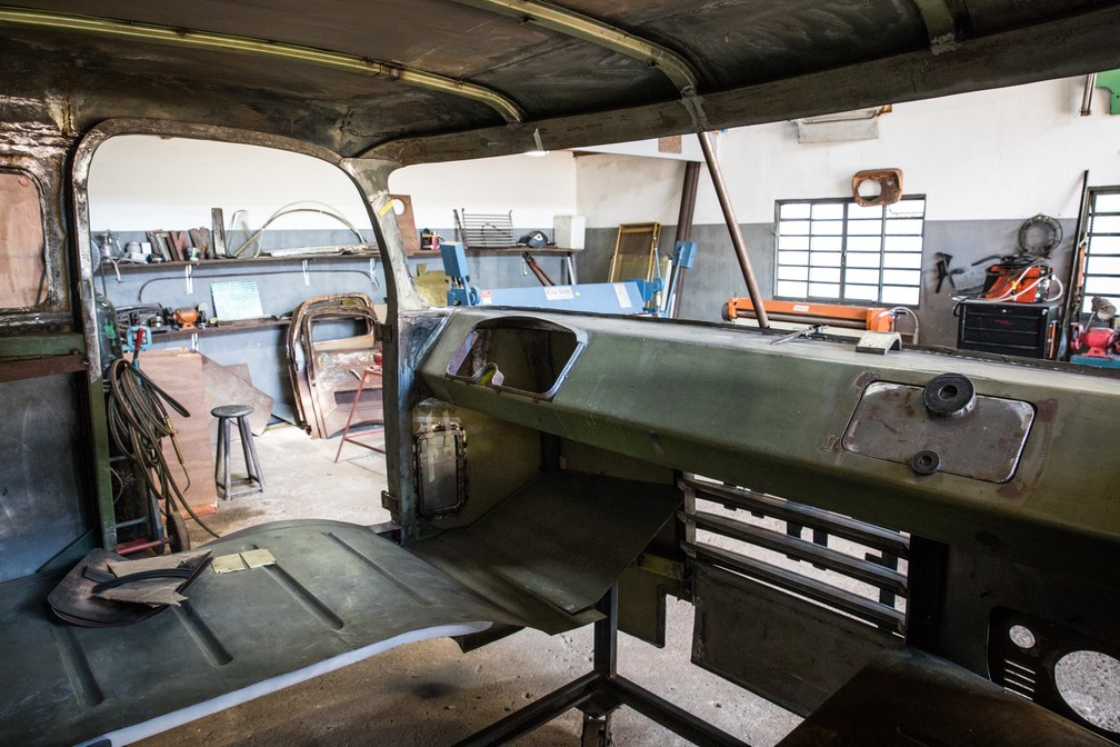 Caminhões Fenemê: colecionador mostra dezenas de FNM que restaurou no ...