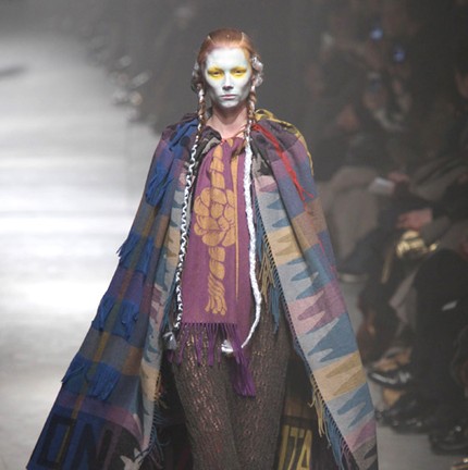 Vivienne Westwood | Paris | Inverno 2014 | Desfiles | Vogue