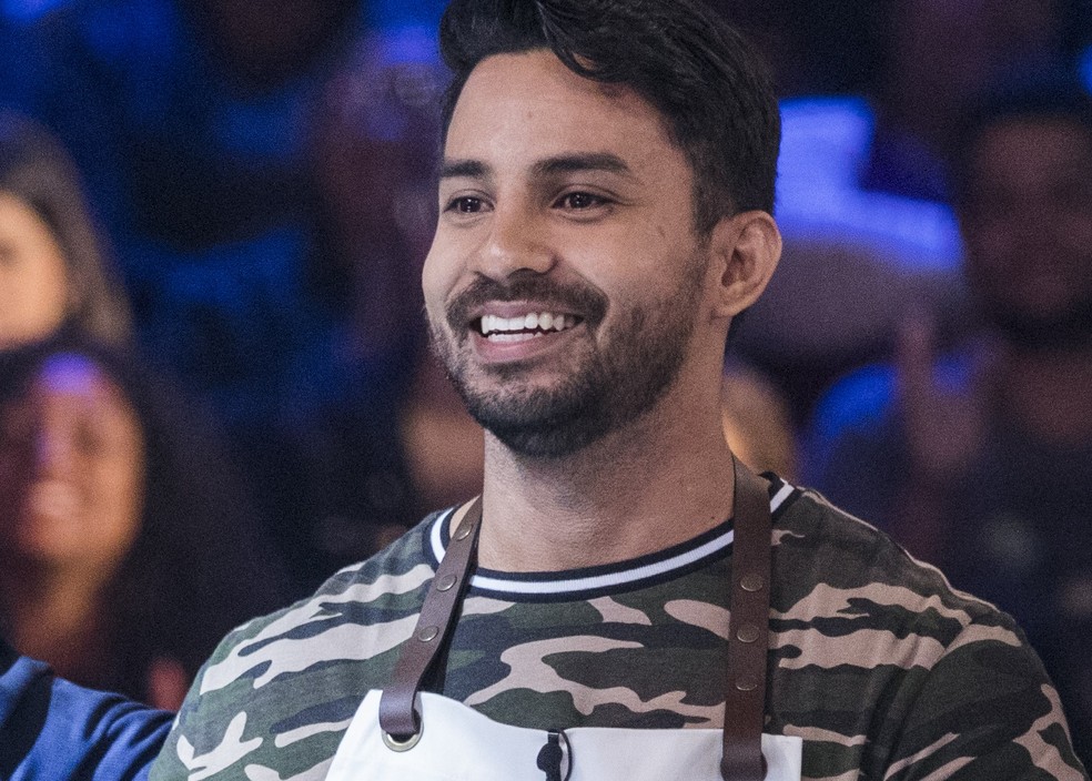 Eliminado do 'Mestre do Sabor', Roberto Neves analisa participação ...