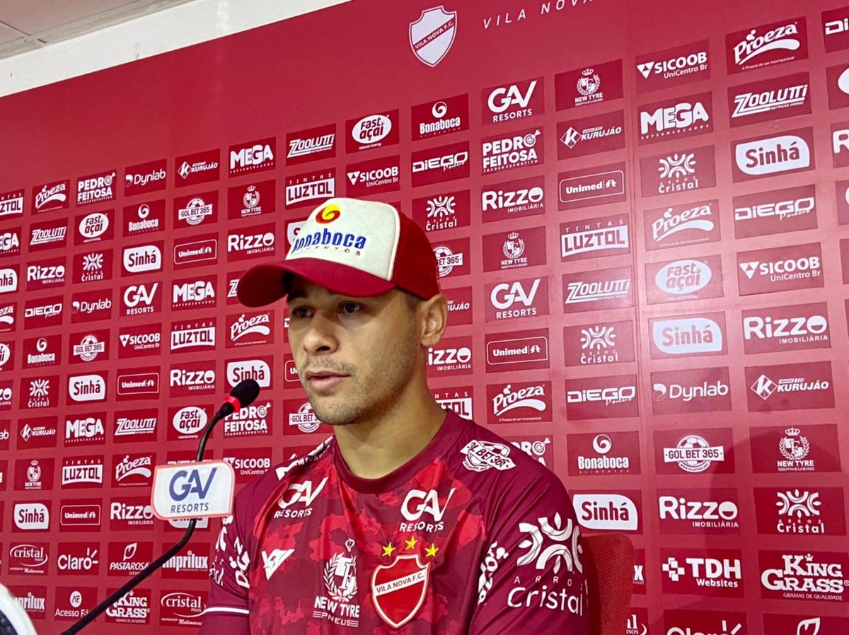 Collaço destaca concorrência e diz que se sentiria à vontade no esquema ...