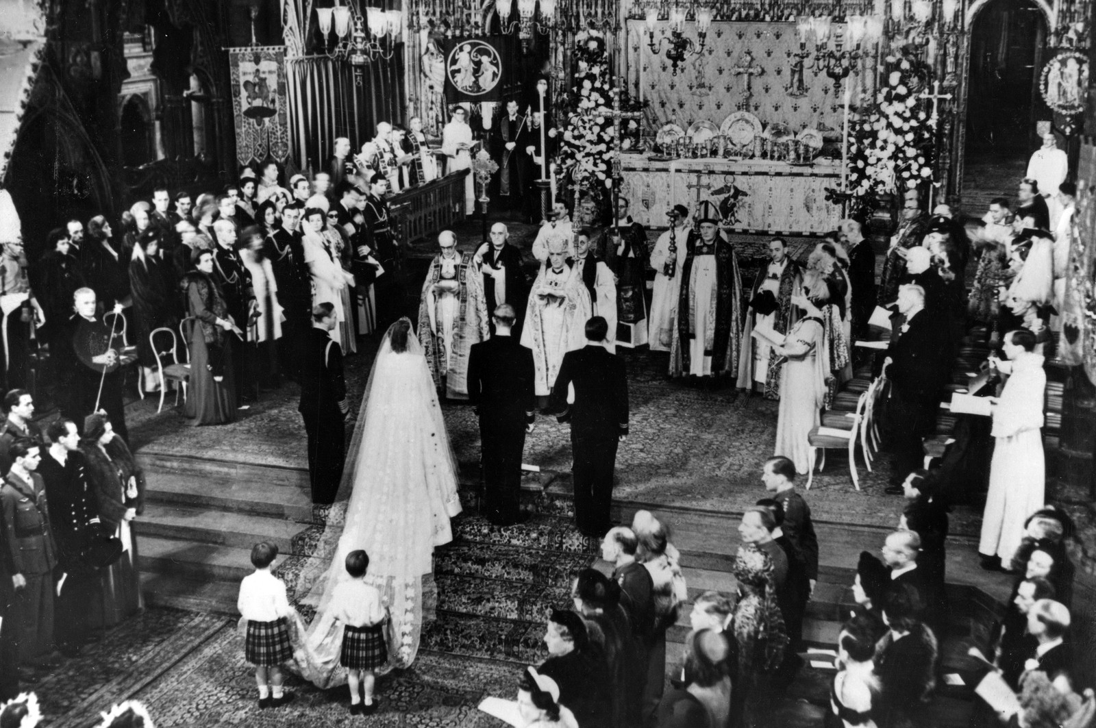 Morre Elizabeth II, a rainha que uniu os britânicos em crises, guerras ...