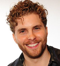 QUEM - Fotos, notícias, comportamento e flagras de celebridades