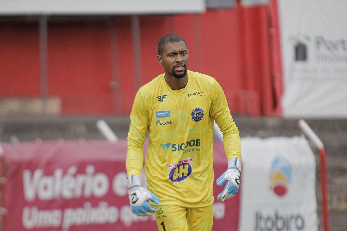 Nacional anuncia goleiro Jonathan Braz, formado na base do Cruzeiro ...