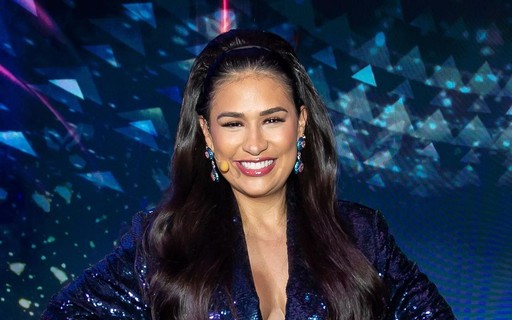 Simone aposta em look glow para a final do "The Masked Singer ...