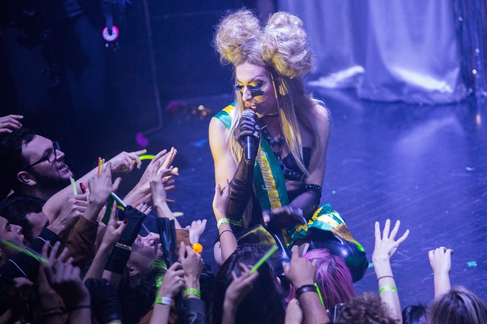 Alaska Thunderfuck, vencedora de 'Ru Paul's Drag Race', lança clipe ...