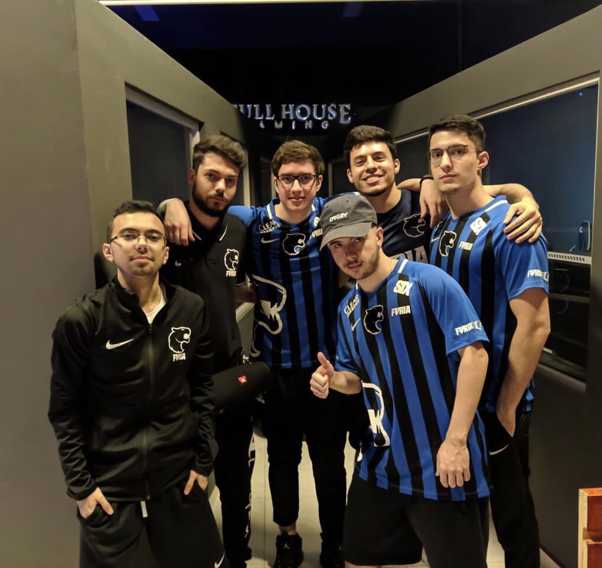 R6: FURIA e INTZ avançam ao qualificatório final do Six Invitational ...