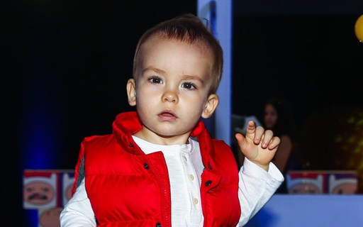 Alexandre, filho de Ana Hickmann, Rafa Justus, e mais famosinhos vão a ...