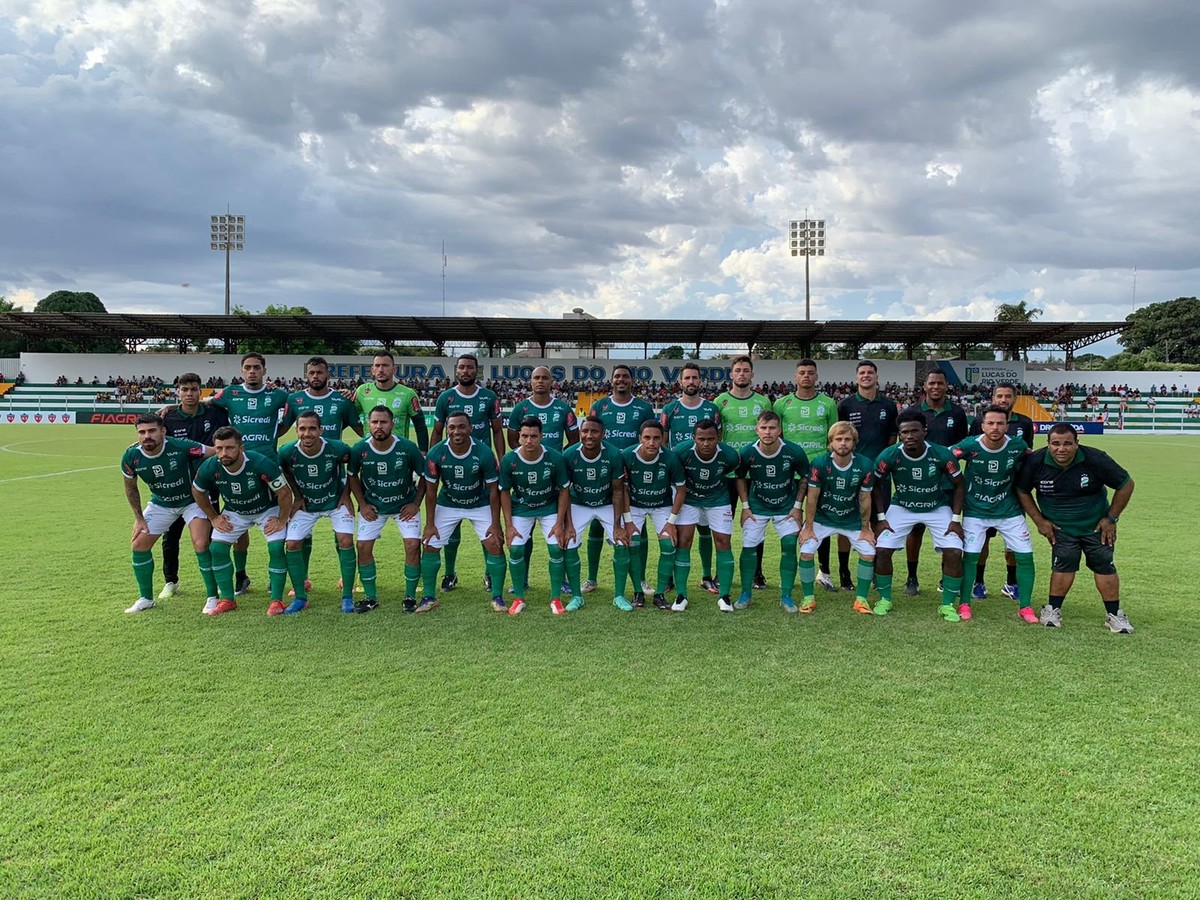 Em fase de reestruturação e fora do cenário nacional, Luverdense ...