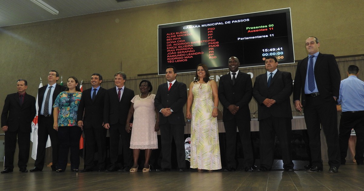 G1 - Vereadores eleitos tomam posse na Câmara Municipal de Passos, MG ...