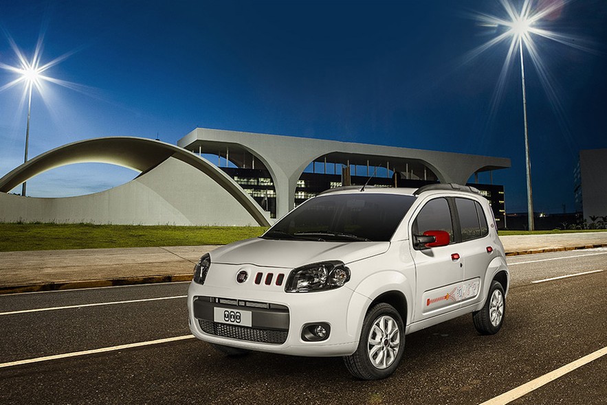 Conheça a série especial Novo Uno College - AUTO ESPORTE | Fotos