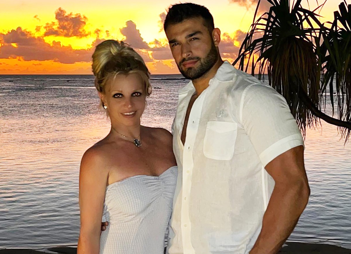 Britney Spears chama Sam Asghari de 'marido' e levanta suspeitas de já ... Britney Spears chama Sam Asghari de 'marido' e levanta suspeitas de já ...