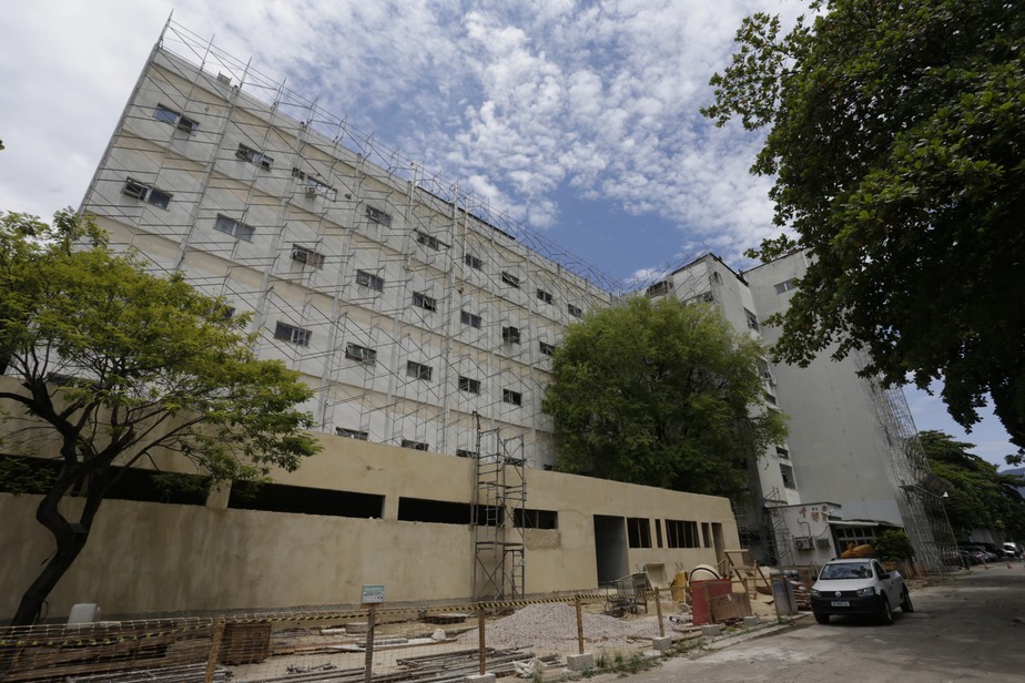 Obras no Haroldinho incluem mudança na fachada, troca do telhado e ...