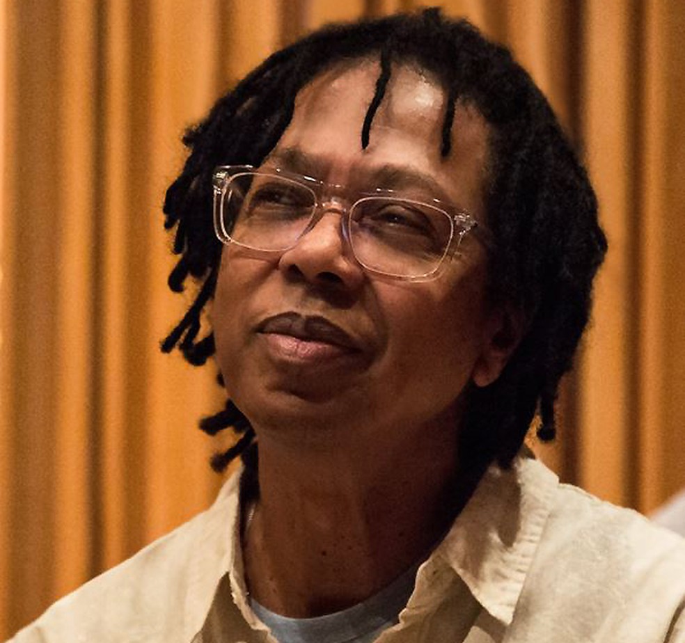 Djavan finaliza, em estúdio no Rio, a gravação do 24º álbum feito para ...