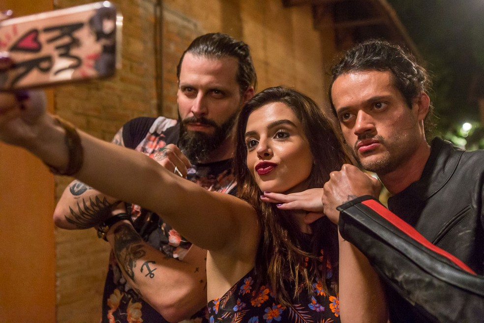 Álamo Facó revela torcida por casal #Rallena e brinca sobre tattoos de ...