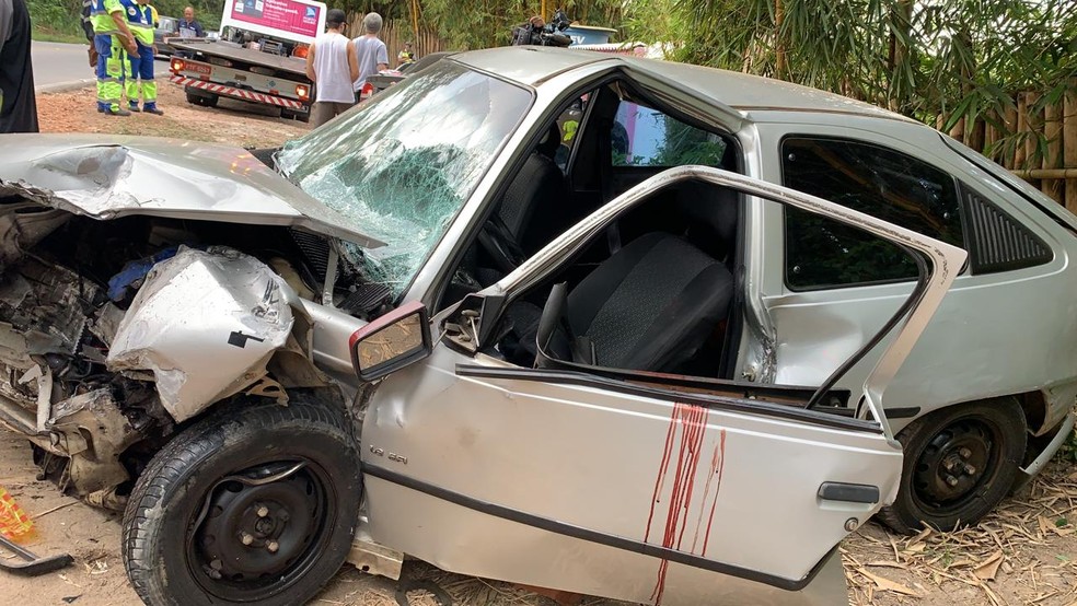 Acidente com quatro veículos na SP-50 deixa cinco feridos em São José | Vale do Paraíba e Região ...