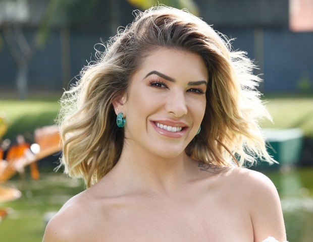 Lorena Improta recebe QUEM na sua casa em Salvador e faz ensaio ...