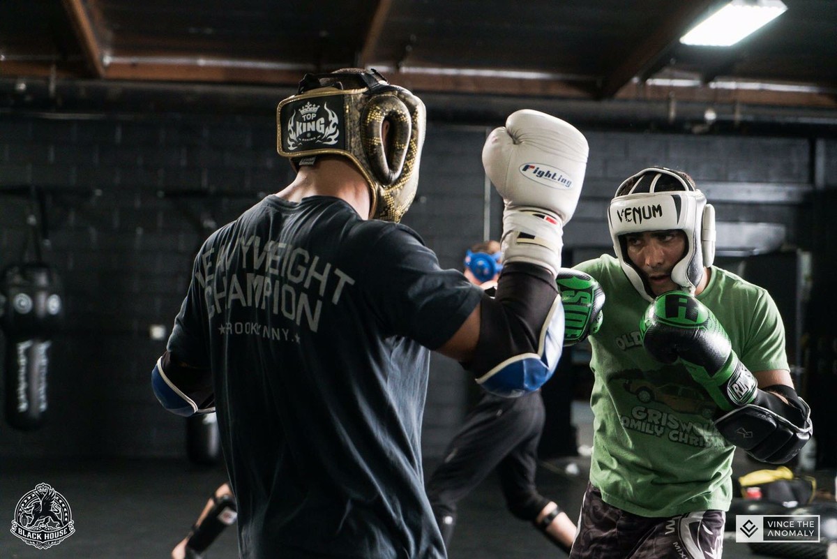 Amazonense Mário Israel enfrentará o americano Adam Martinez, no Legacy ...