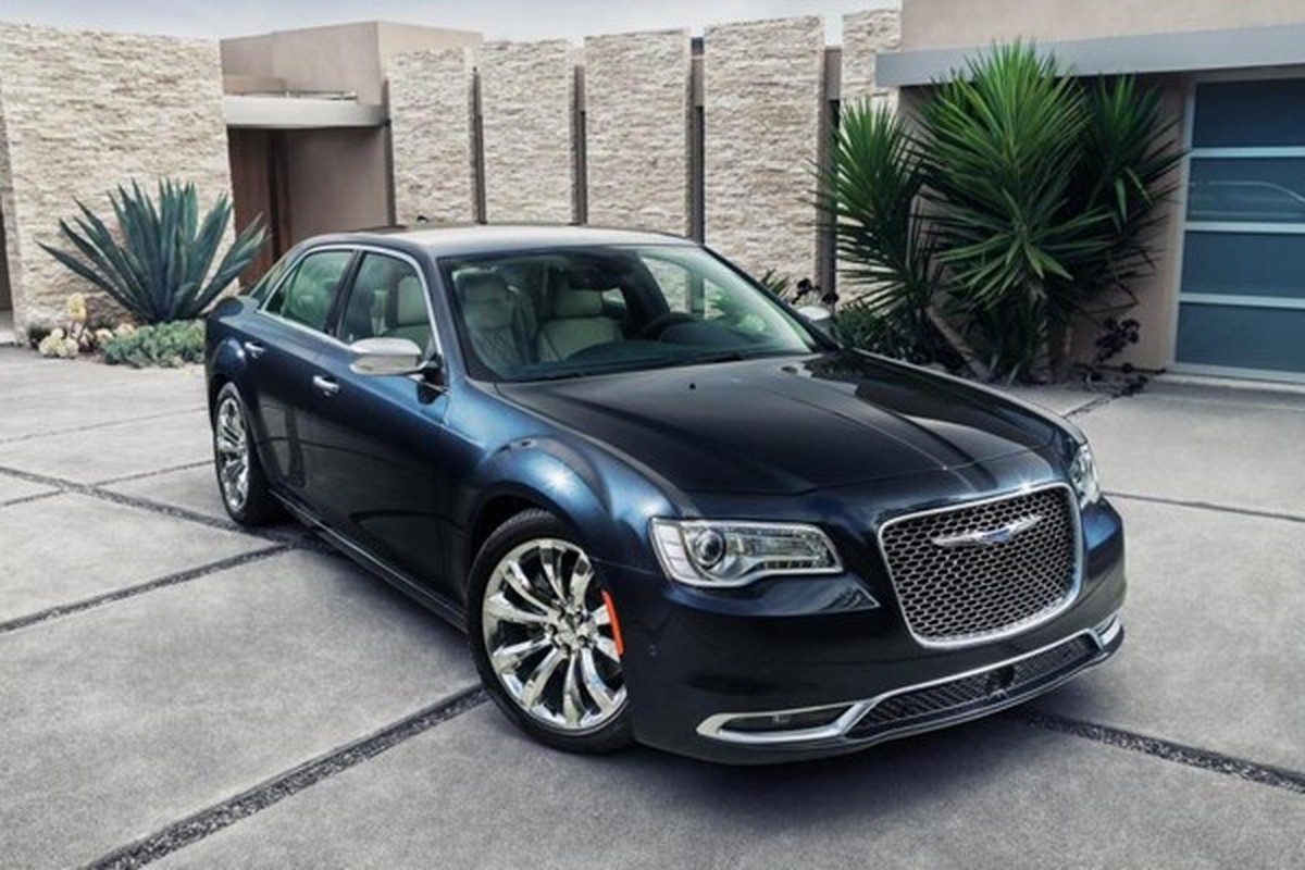 Chrysler 300C reestilizado chega ao Brasil em julho | Carros | autoesporte