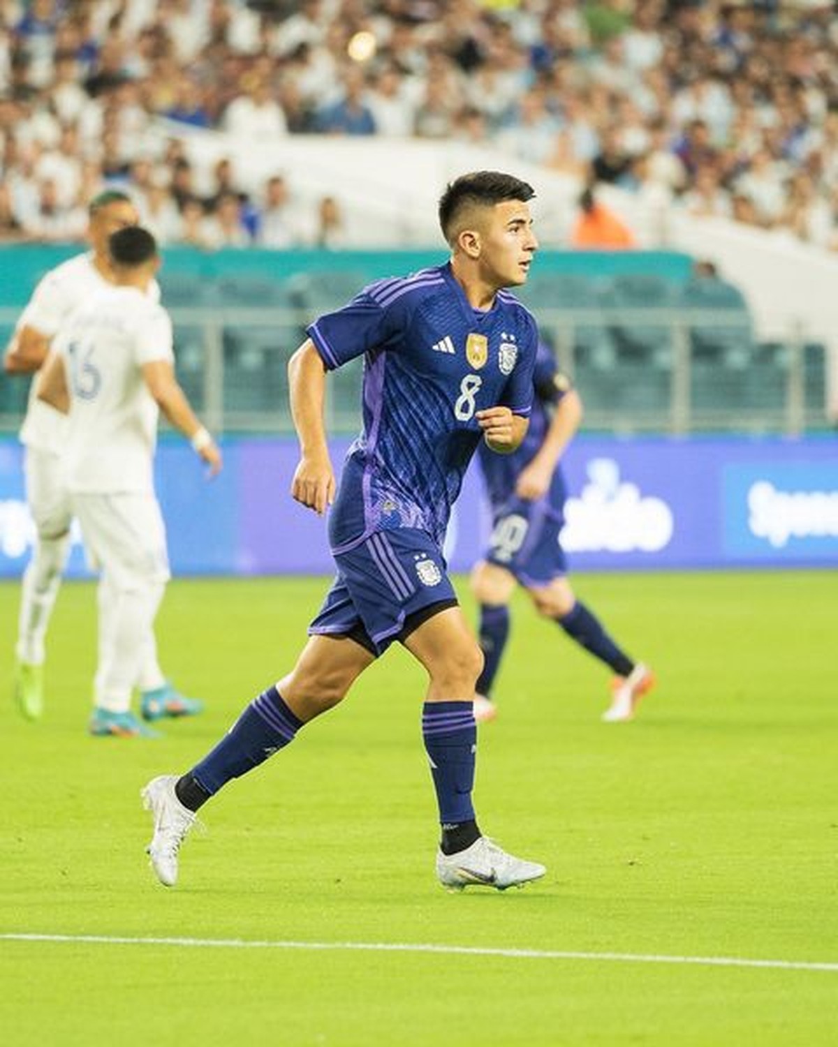 Thiago Almada é convocado para defender a Argentina na vaga de Joaquín ...