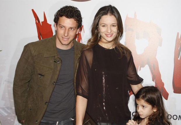 Elano: "Não ligo para críticas, o importante é que minha família está ...