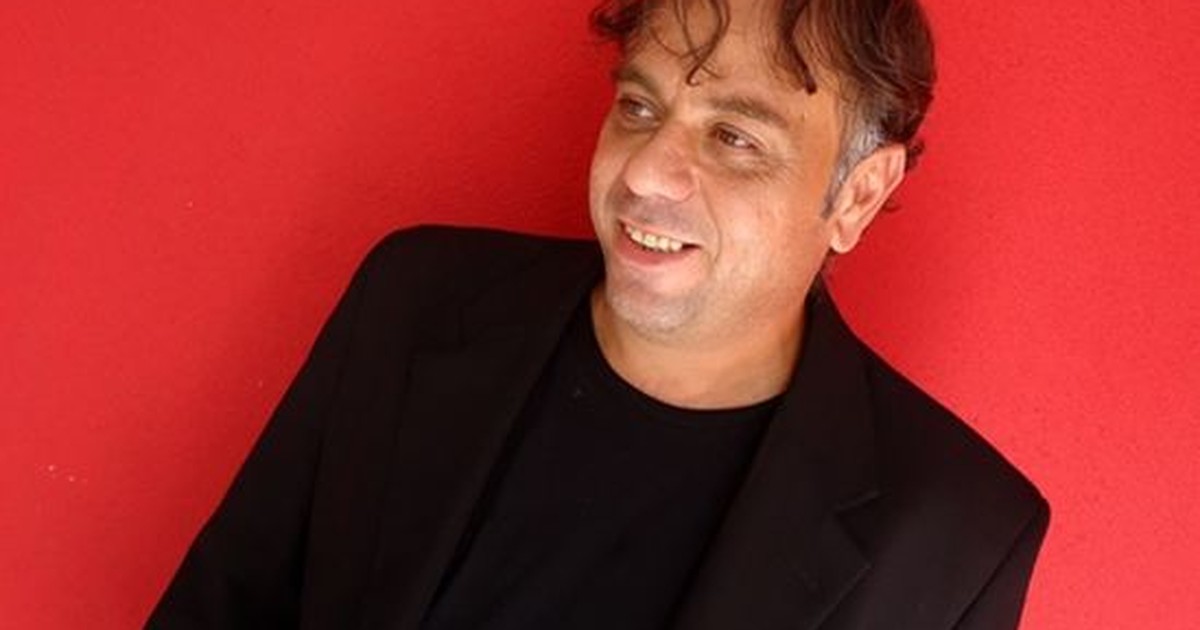 G1 - Cantor Milton Reis apresenta show 'Viva Benito' no Sesi em ...