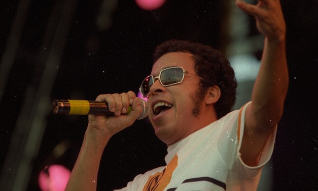 'Vamos embora que o mundo arrodeou': Um papo com Chico Science, que ...