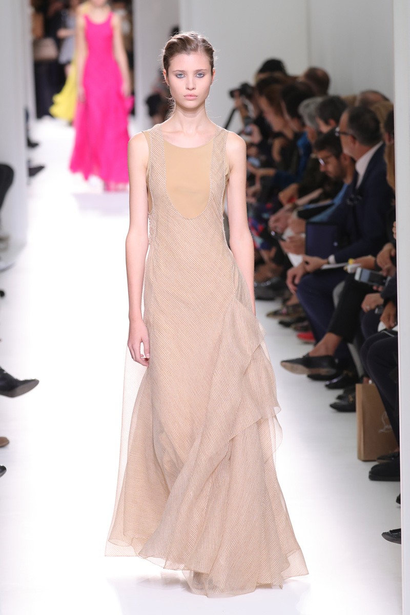 Hermès alia clássico atemporal da marca a desejos do momento | Desfiles ...