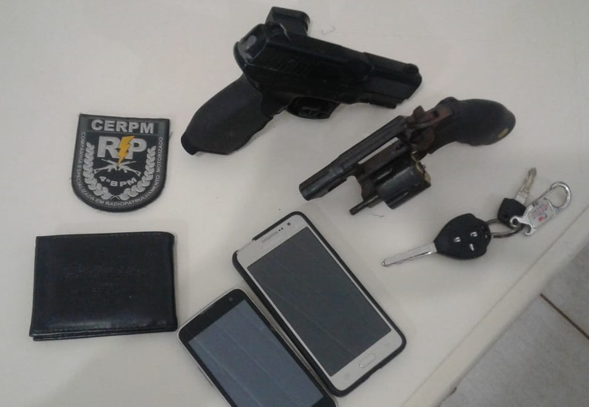 Adolescente De 17 Anos Suspeito De Assalto Morre Em Tiroteio Com A Pm