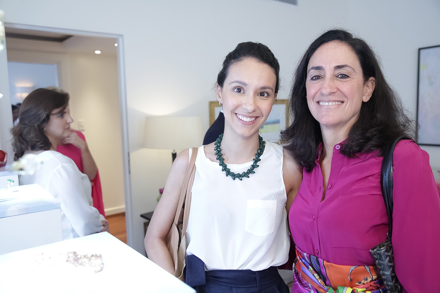 Marisa Berenson comemora parceria com a Amsterdam Sauer em Copacabana ...