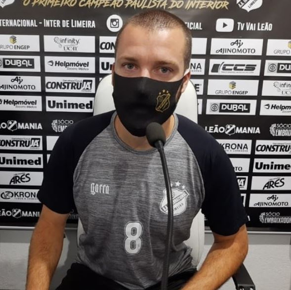 Formigoni celebra renovação com a Inter e afirma: "Tinha que dar uma ...