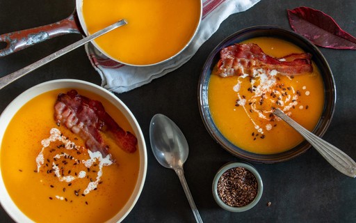 Aprenda a preparar 'soupe a’loignon', uma sopa francesa de cebola ...