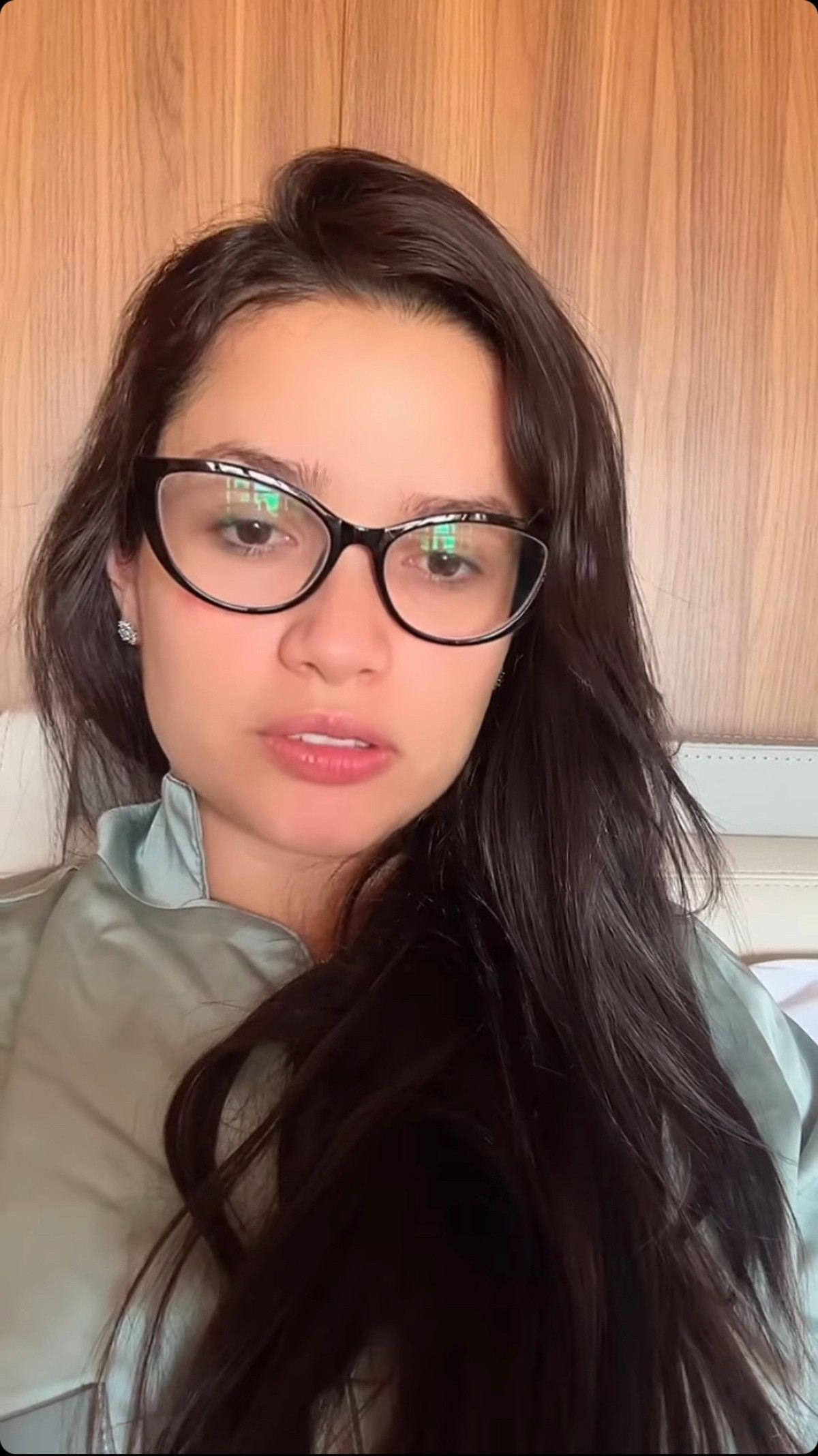 Juliette relata perrengue com cachorros em avião: 'Fiquei em pânico ...