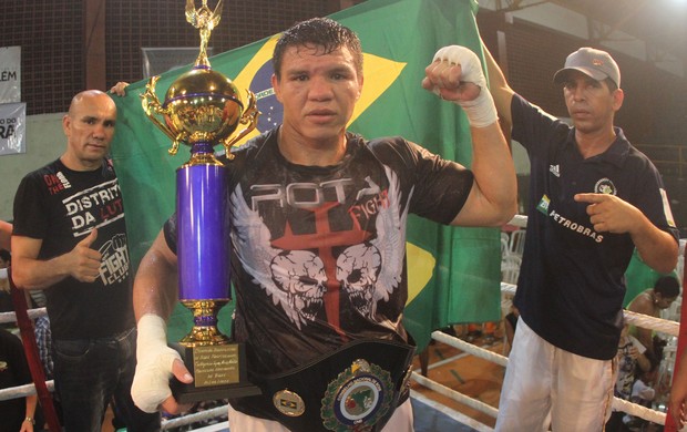 Com Popó presente, trio paraense leva cinturões brasileiros de boxe ...