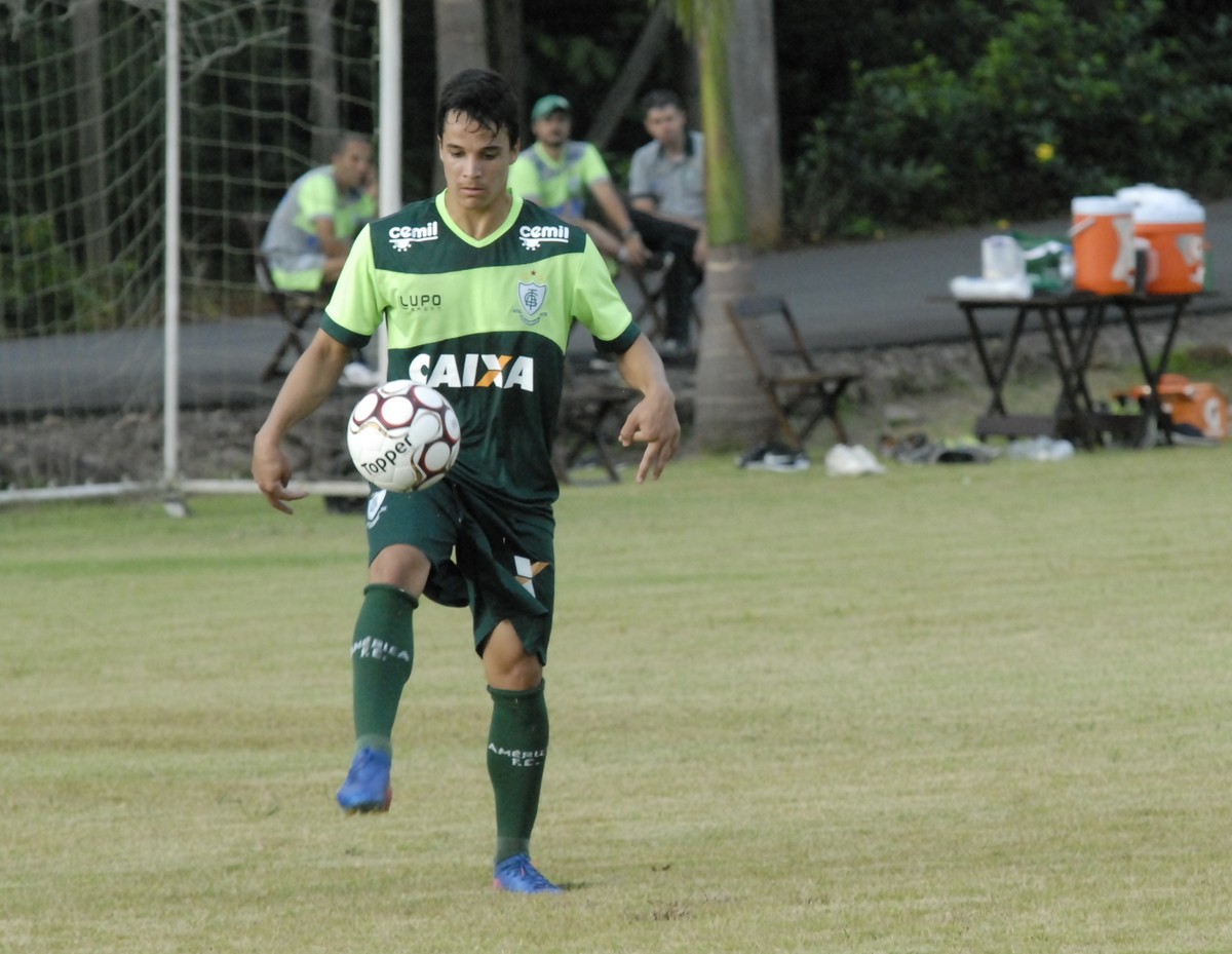 Christian treina com elenco americano e fica perto de ser liberado do ...