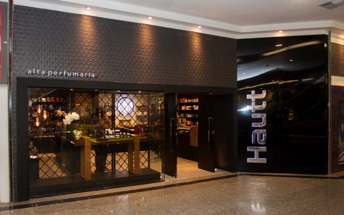 Hautt, alta perfumaria em Santos, conta com mais de 60 marcas ...