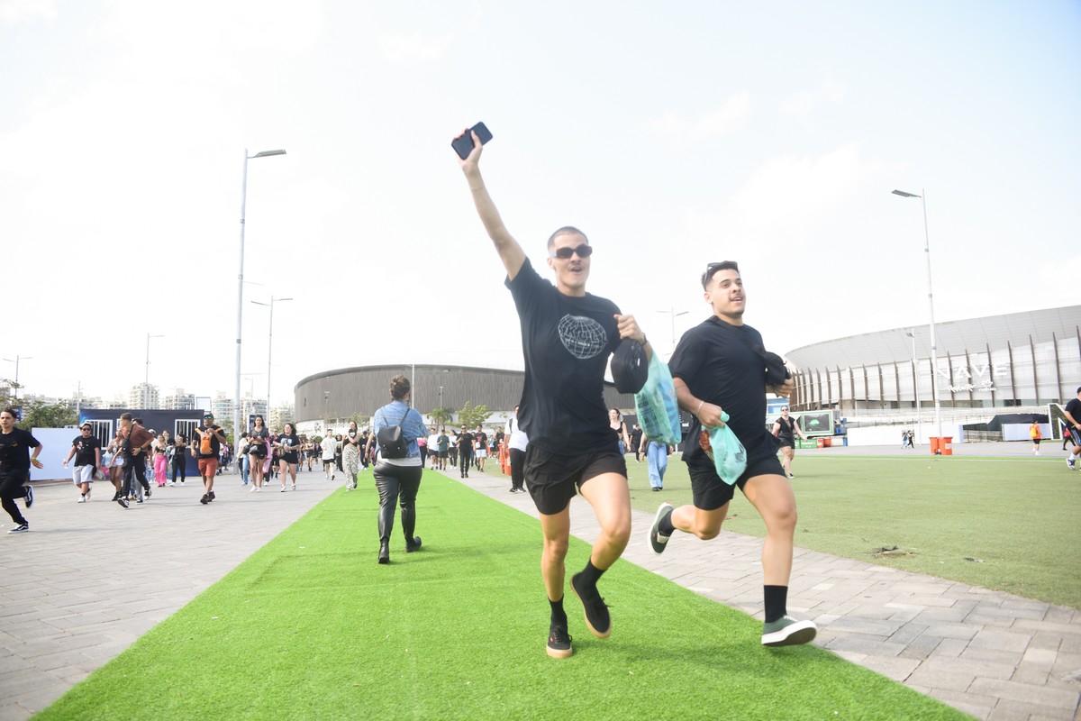 Rock in Rio: público começa a chegar com muito estilo para o segundo ...