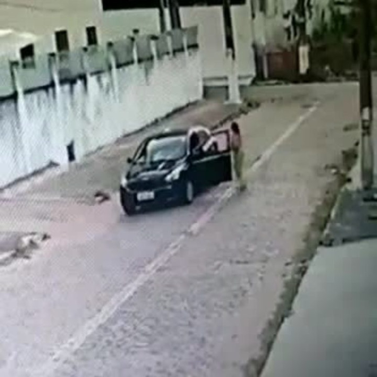 Motorista atropela adolescente de 14 anos em Natal e foge sem prestar socorro; veja vídeo | Rio ...
