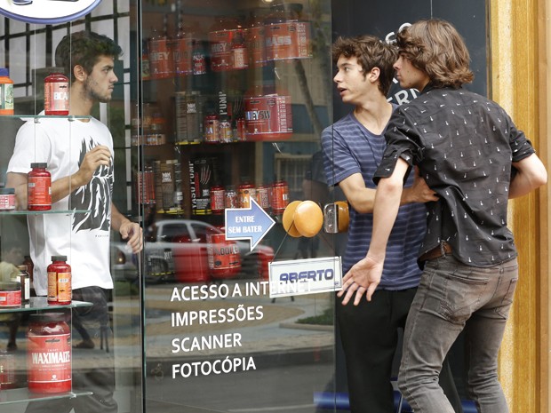 Treta braba! Pedro chama Cobra pra briga - Vem por aí - Malhação 2014