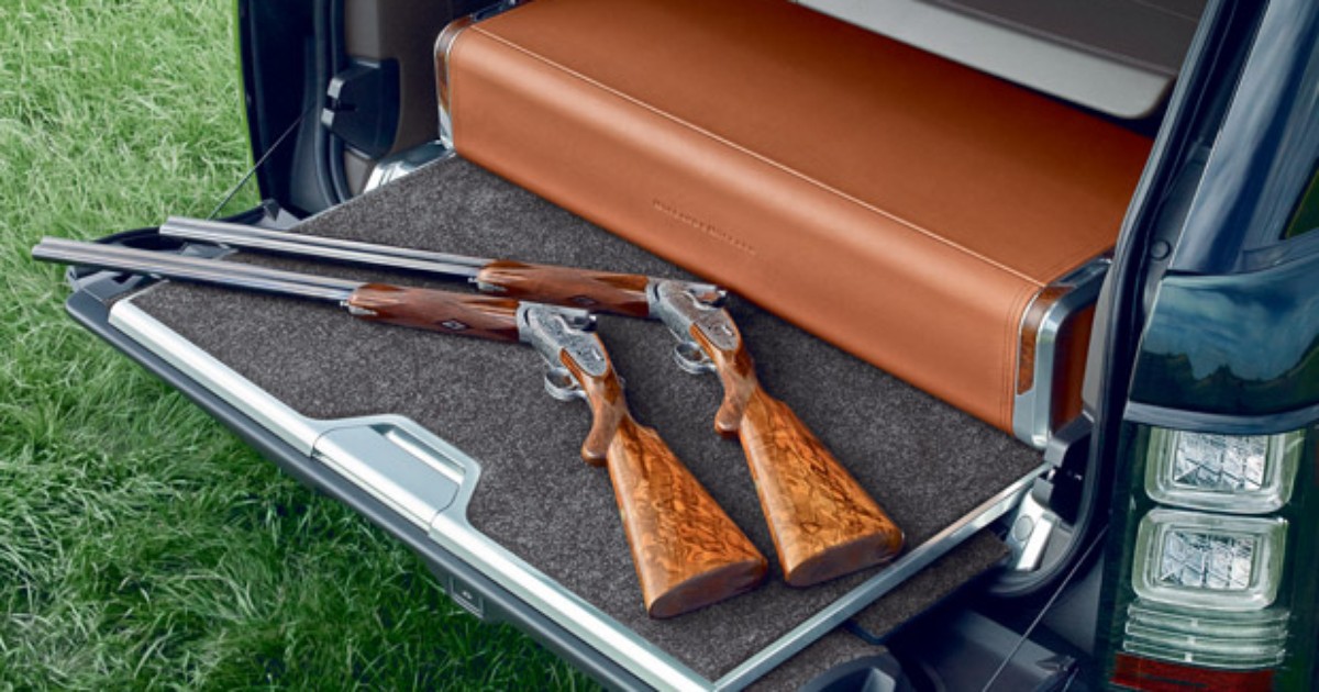 Auto Esporte - Range Rover mais caro do mundo tem compartimento para armas
