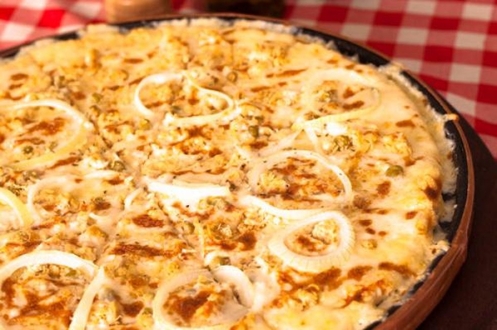 Pizza de frango com catupiry | Receitas Gshow | Gshow