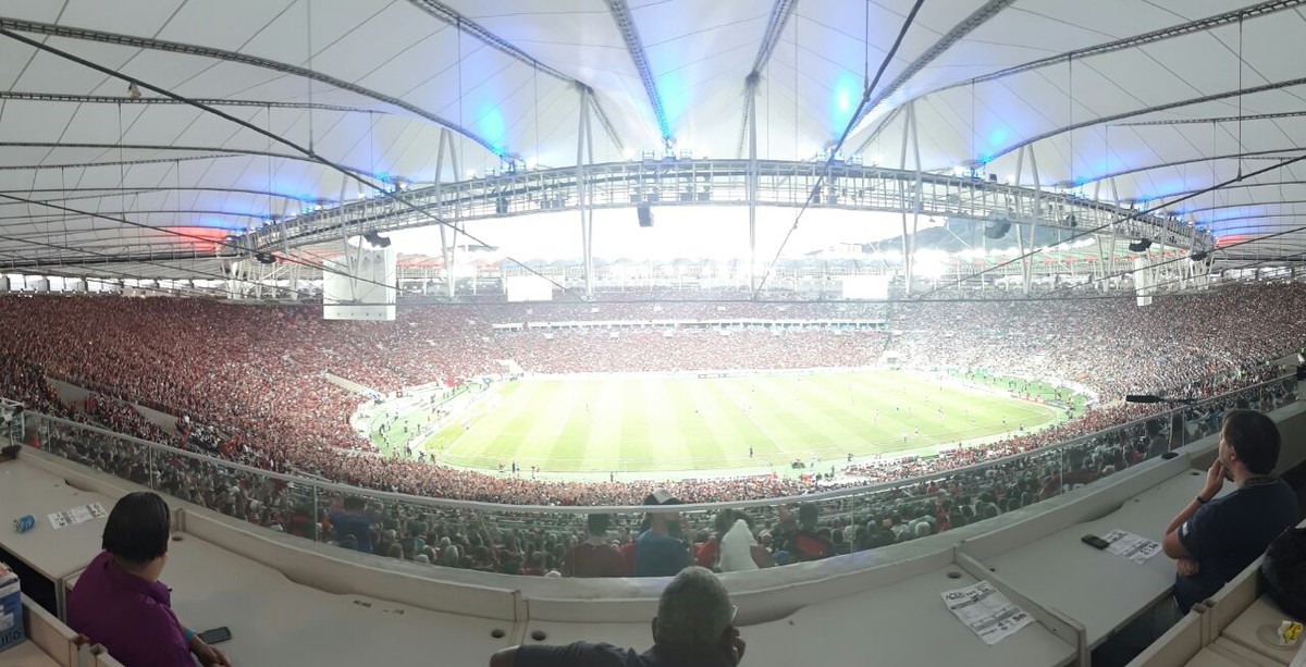 Maraca lotado: Fla-Flu decisivo quebra recorde de público no Brasil em ...