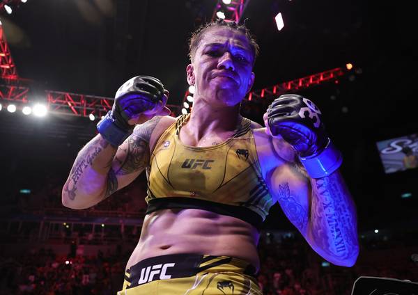 UFC: Jéssica Bate-Estaca supera recordes e promete versão aperfeiçoada ...