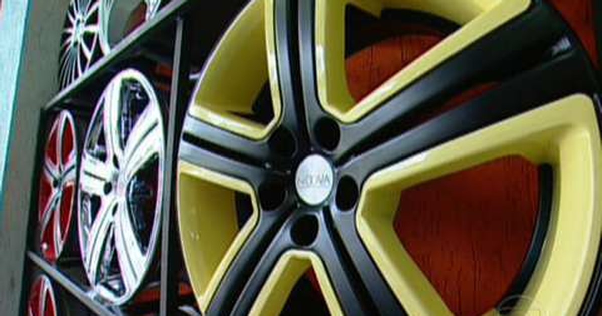 Auto Esporte - Apliques de plástico para rodas viram moda no país