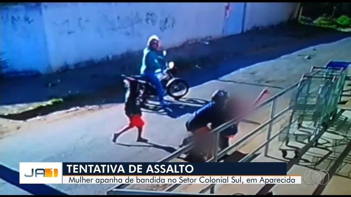 Ladra Desce De Moto Persegue E Bate Com A Própria Bolsa Em Vítima