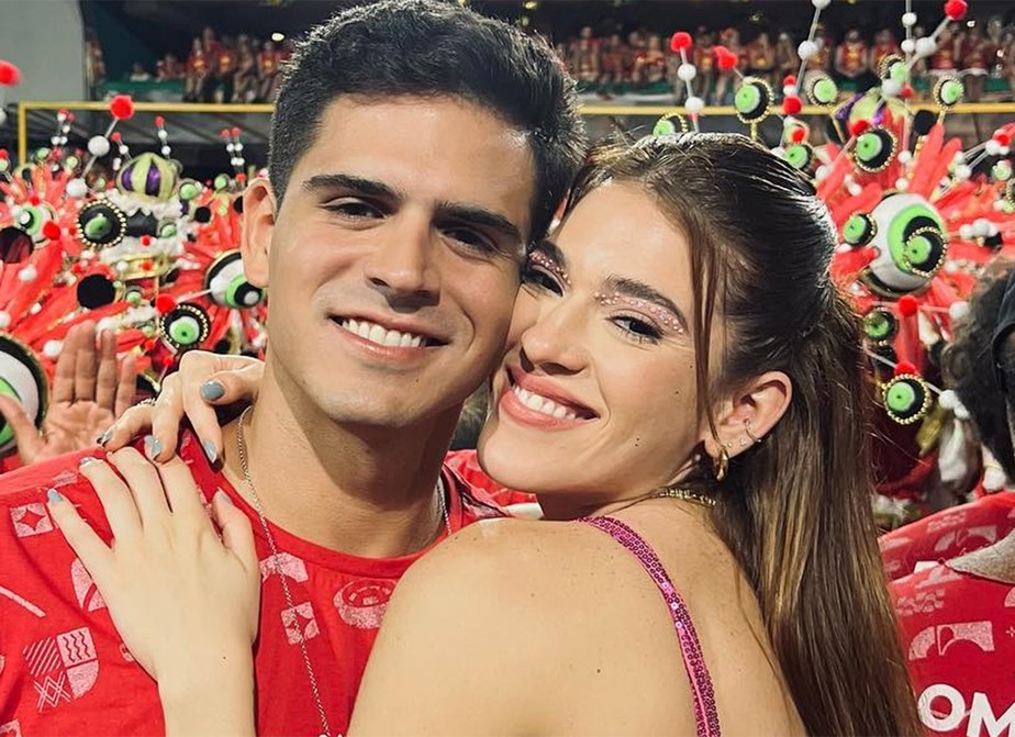 Ana Clara Assume Primeiro Namorado Veja Fotos
