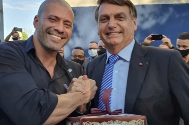No embate com STF, Bolsonaro atua como “coach” de Daniel Silveira ...