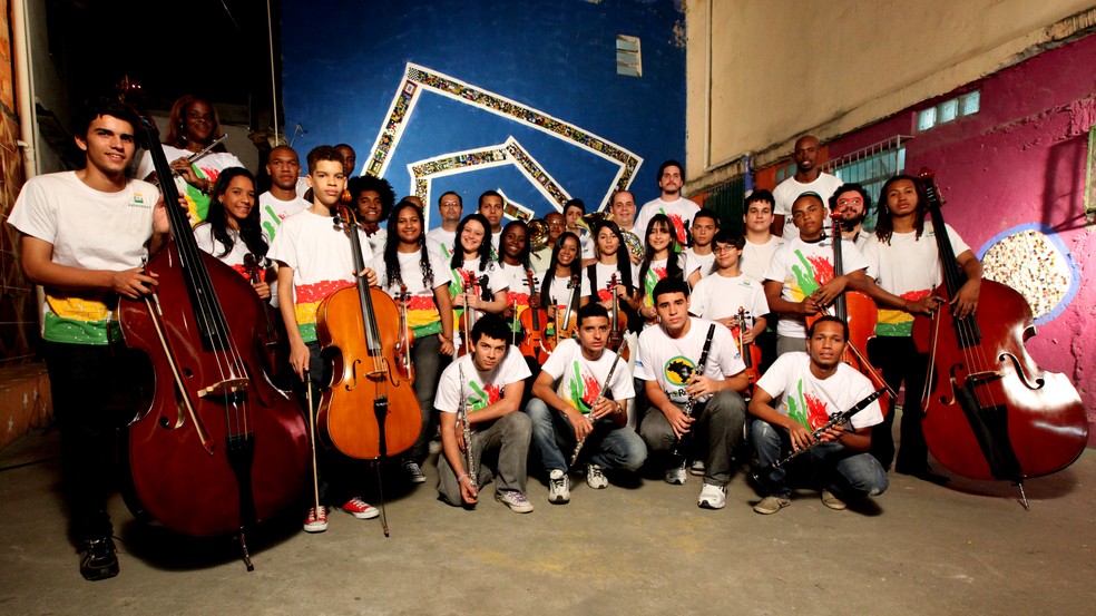 Conheça o AfroReggae, uma das 91 instituições apoiadas, em 2019, com ...