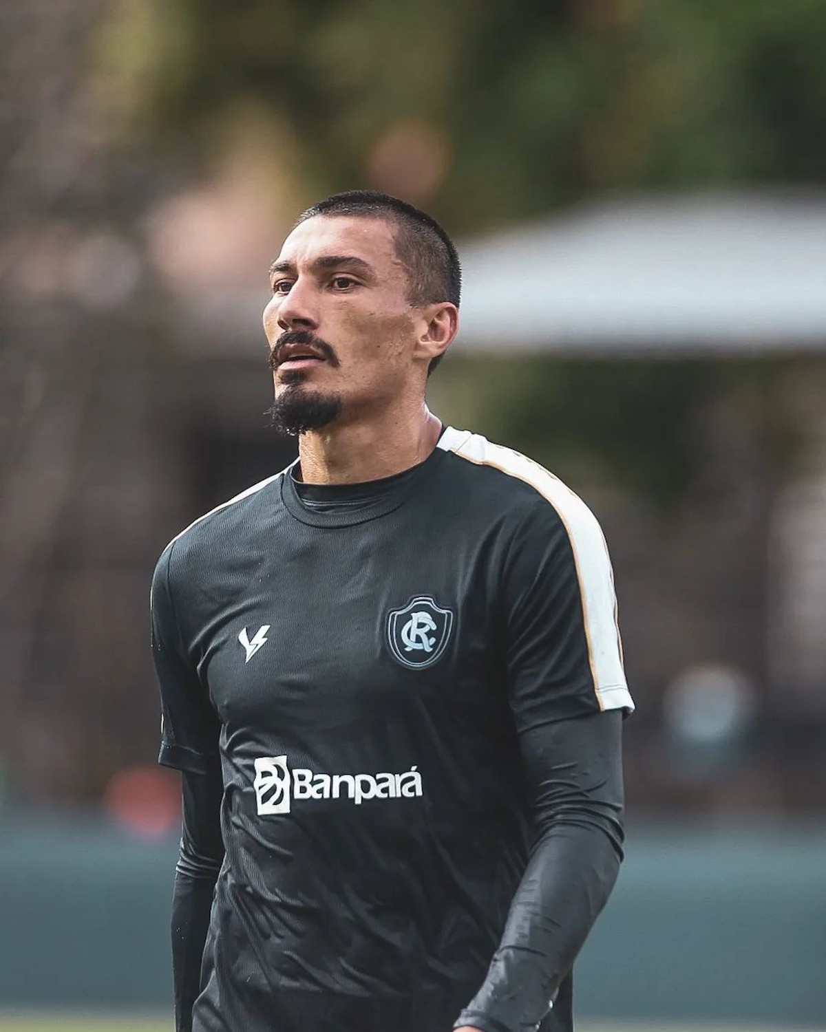 Jogando mais ofensivamente no Remo, meia Richard Franco afirma: "Tem ...